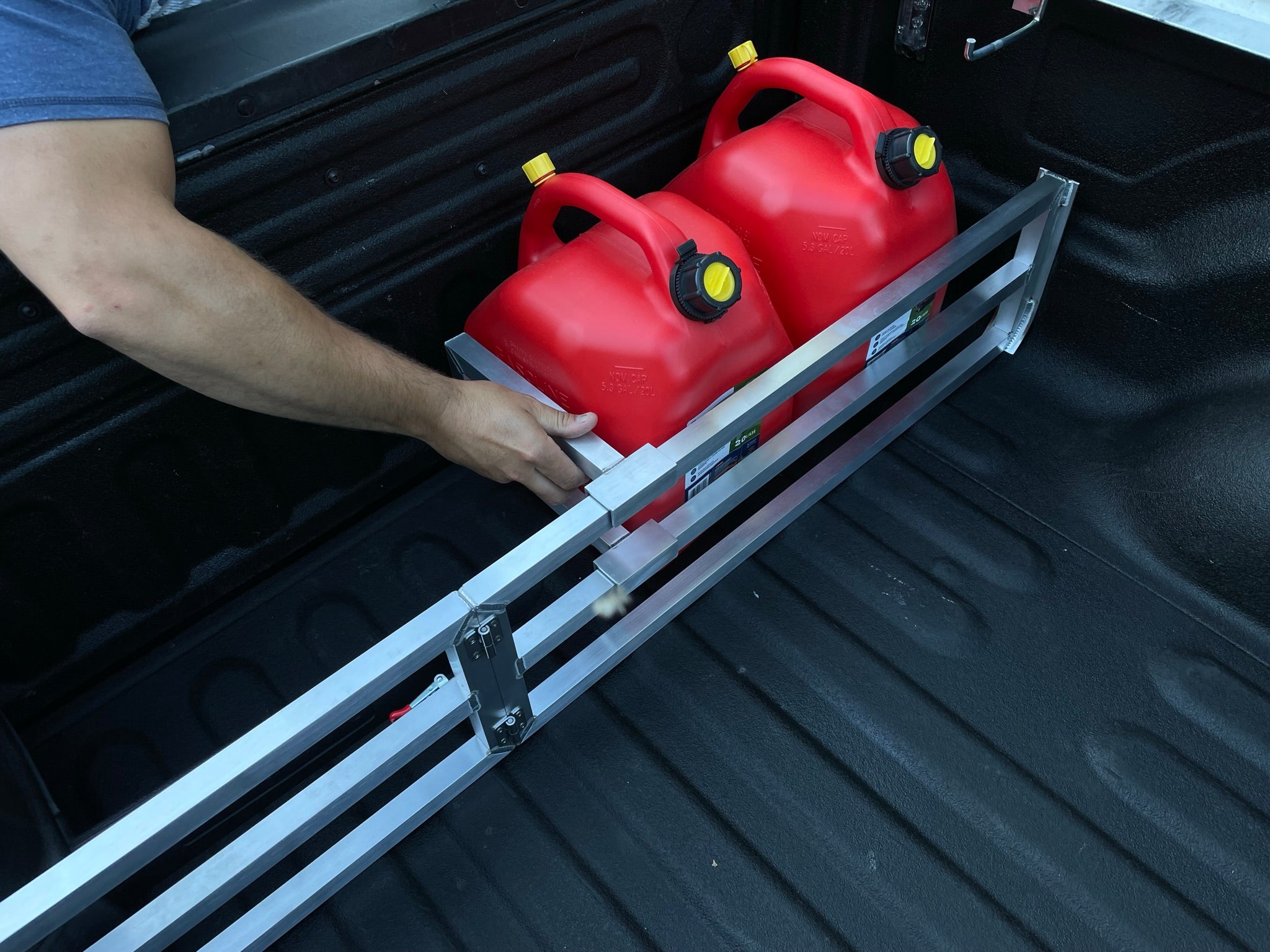 GMC / CHEVY TRUCK BED DIVIDER ORGANIZER – TRUXISTM